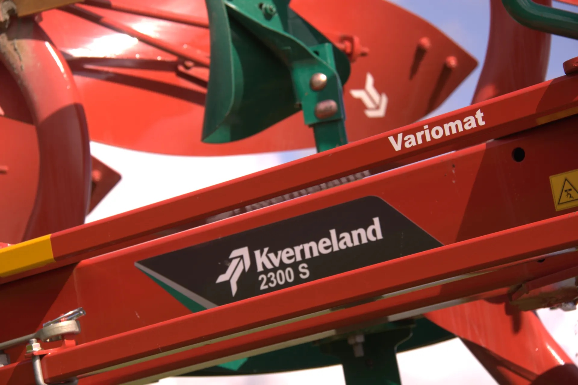 Kverneland Άροτρο 2300 S - Ιωάννης Μιχαλόπουλος Α.Ε. - Γεωργικά ...